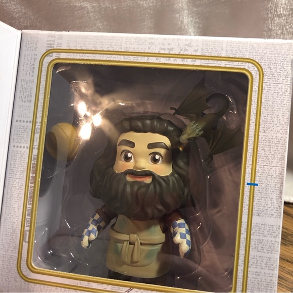 Funko | Toys | Funko Rubeus Hagrid Vinyl Figure With Mini Dragon And ...